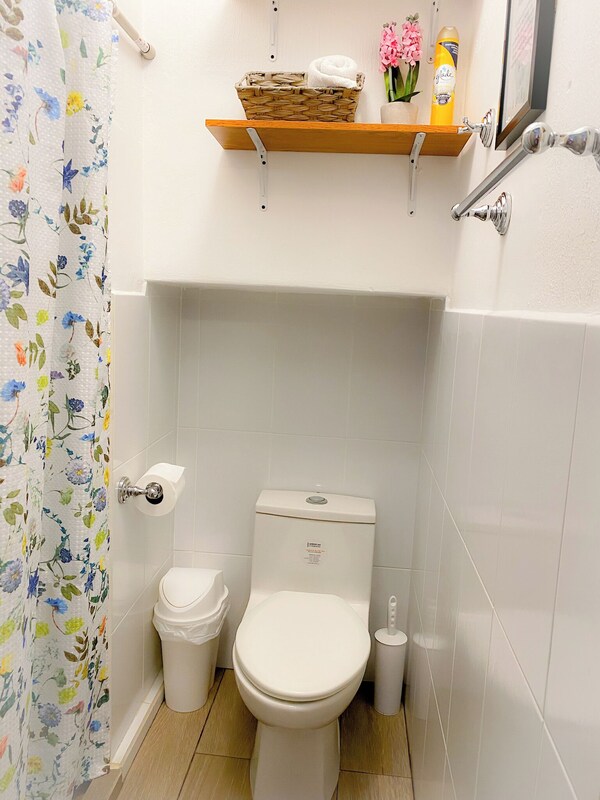 Cozy 1-bedroom For Families At Inn. Wifi And Ac. In Guatemala. Close Airport. - Guatemala City