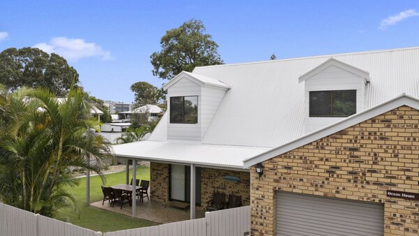 Seashore Sanctuary, Top Notch - Brisbane