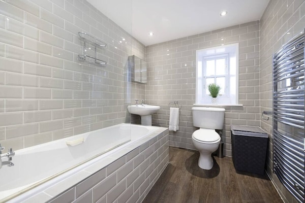 Modern City Flat In Perth - Perth
