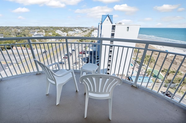 8th Floor Stunning Views, Contemporary Oceanfront! - North Myrtle Beach, SC