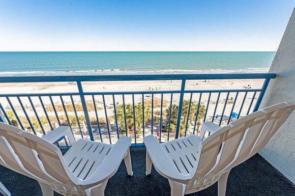 Direct Oceanfront Remodeled Coral Beach 1br Condo! - Myrtle Beach