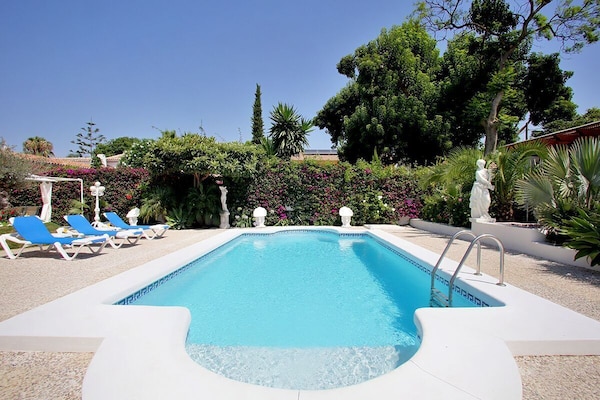 Lovely Villa Las Palmeras, Puerto Banus - Costa del Sol