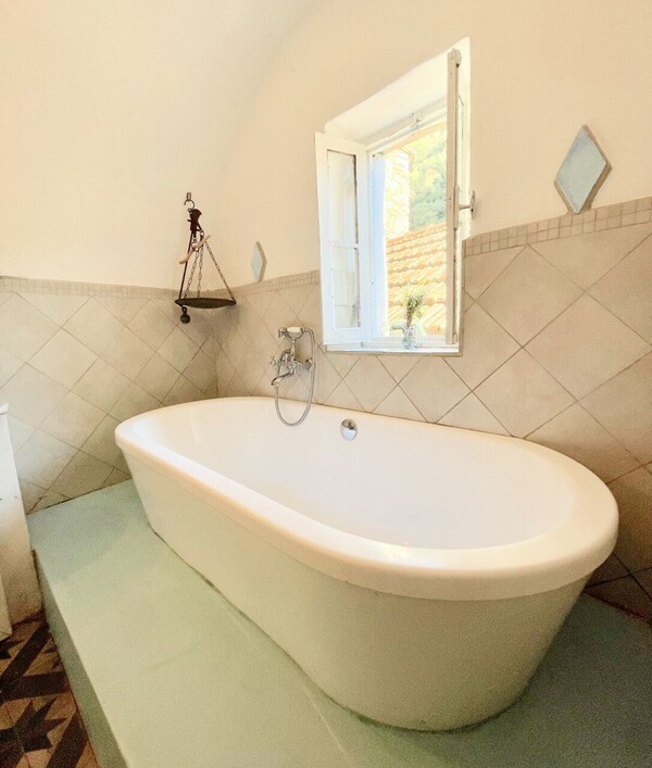 Casa Celestine In Via Orsini Isolabona Liguria Italy Sleeps 5 - Vintimille