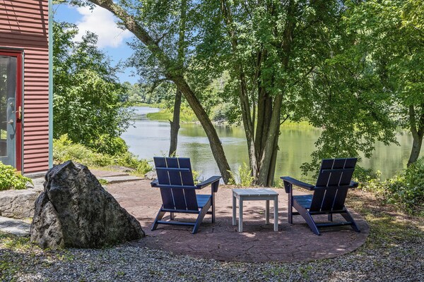 Downtown Middlebury River House - 米德爾堡