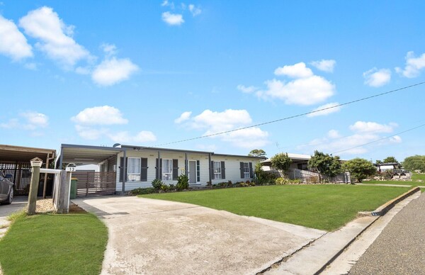 Shelby Cottage - Cozy Retreat In Quiet Paynesville - Raymond Island