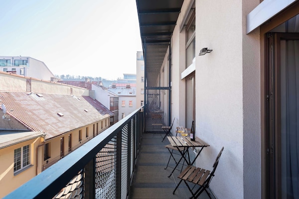 Luxury 5-bedrooms Apart In Prague - Prag