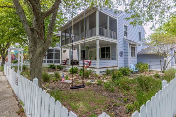 Pool,  Lake & Beach Access, Resort Amenities! - Michigan City, IN