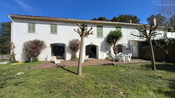 Villa T4 150m² Garden 800 M² Quiet Beaches 10' Away - Bormes-les-Mimosas