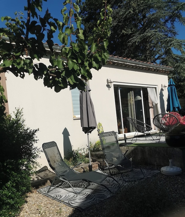 New Single-storey House In Village Center - Mont Ventoux