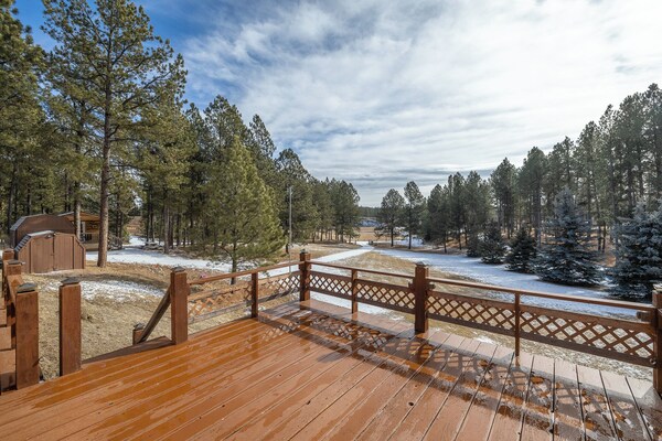 Blue Spruce Escape In The Black Hills - Custer, SD