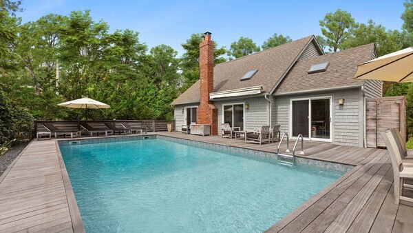 Modern East Hampton Home With Private Heated Pool, Outdoor Dining, Perfect... - East Hampton, NY