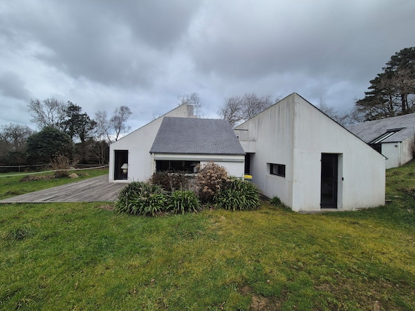 Villa + Studio Avec Tennis Sur 1ha à 3min Des Plages De La Côte De Granite Rose - Perros-Guirec