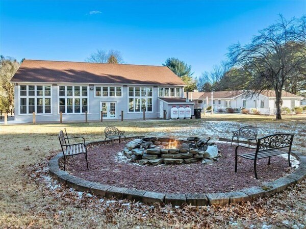 Deer Run Retreat W/ Indoor Pool & Hot Tub - Palmerton, PA