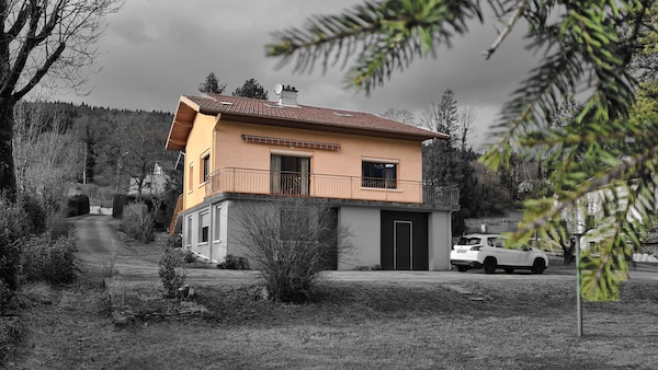 Appartement Dans Maison Au Calme Entre Lacs Et Sapins - Nantua