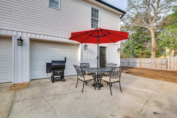 Walk To Pier: North Carolina Getaway In Oak Island - Bald Head Island, NC