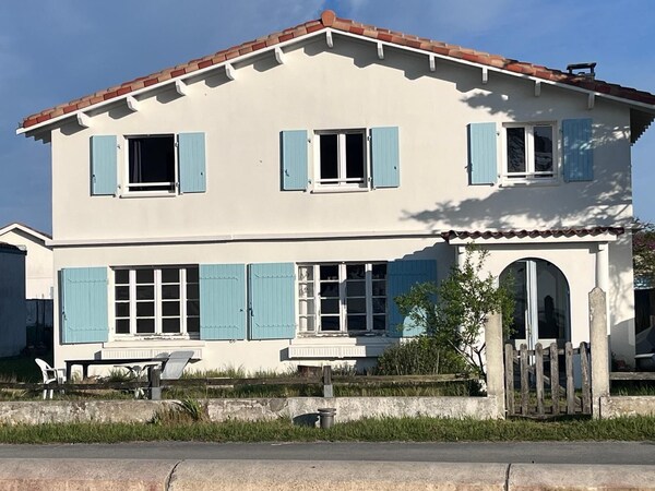 Maison Familiale Vue Mer - Île d'Aix