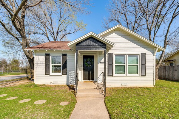 Walk To At&t Stadium: Home W/ Patio & Bbq - Fort Worth, TX
