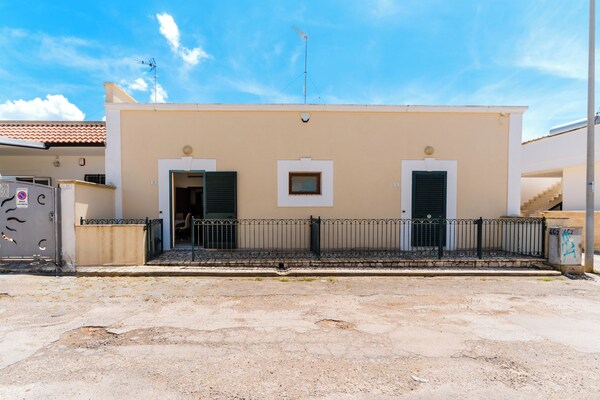 Ferienhaus 'La Casetta 461' Mit Wi-fi - Torre San Giovanni