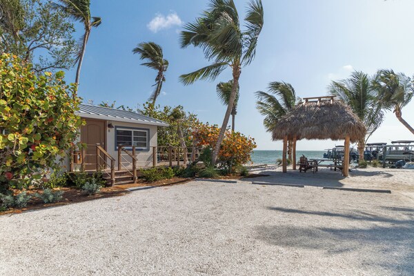 Are You Looking For A Quaint Fishing Village In The Heart Of Captiva Island? - Jensen's Cottage #08 - Captiva, FL