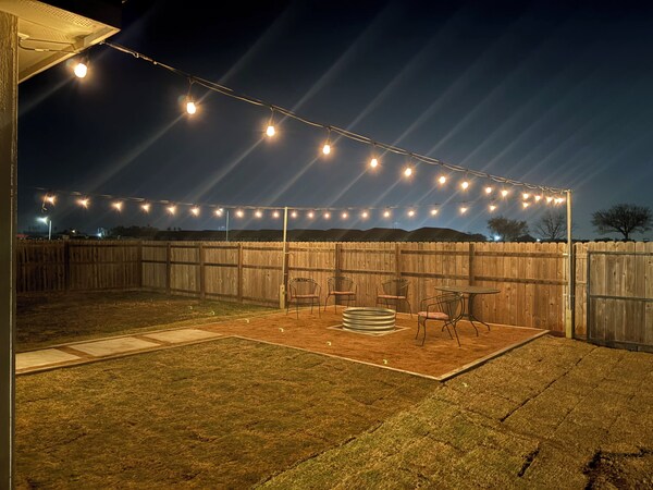 Stunning Mid-valley House With Texas Size Backyard In Weslaco - Villa Verde, TX