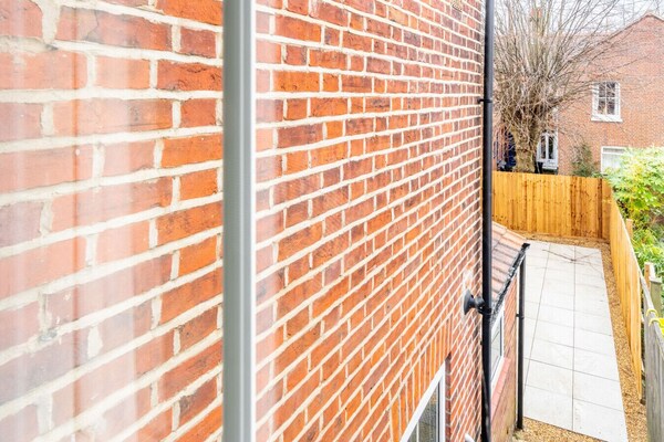 Golden Triangle 2 Bed + Garden + Parking - Norwich