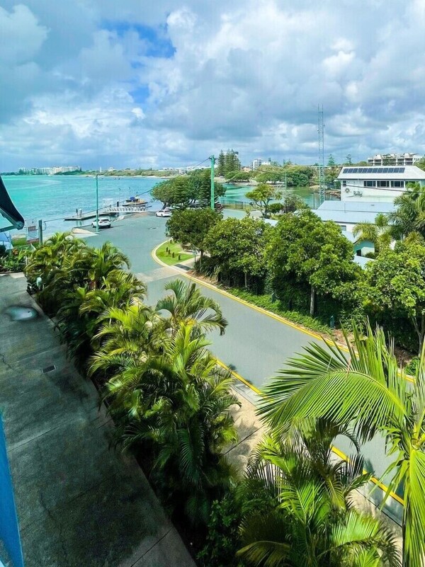 Tripcony Quays Apartment - Unit 13 - Golden Beach