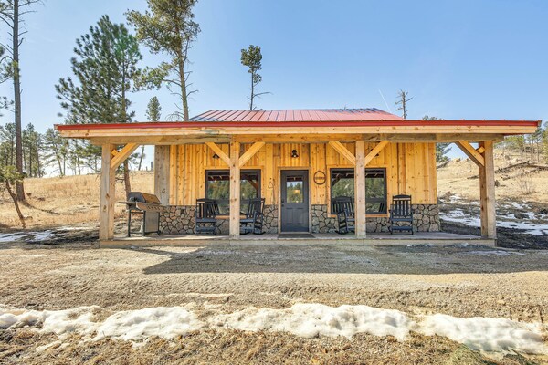 4 Mi To Wind Cave Nat'l Park: Creekside Cabin! - Wind Cave National Park