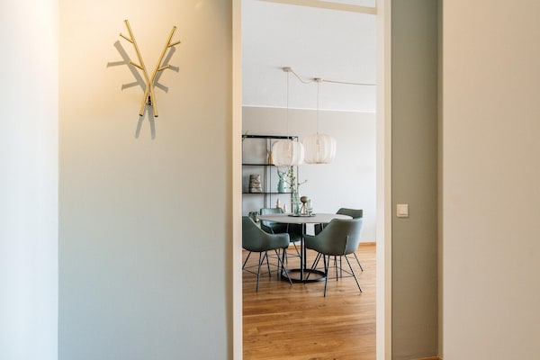 Lovely Apartment In Den Haag - Monster