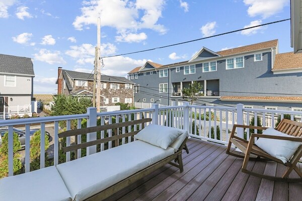 Stay By The Shore! Beachside With Parking - Point Pleasant Beach, NJ