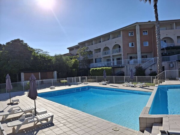Cozy Studio In Saint-florent With Pool View - Saint-Florent
