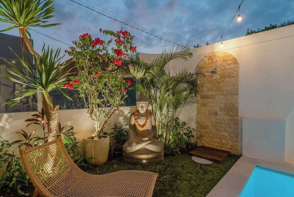 New Tropical & Modern 3br Central - Beach Canggu - Canggu