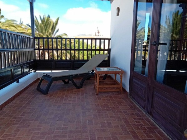 Villa With Private Pool. Capacity Up To 10 People. Pet Friendly - Costa Teguise