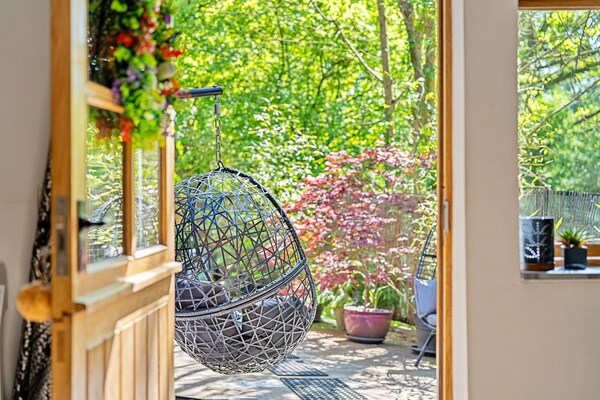 Finest Retreats | Hilltop Stable - Wiltshire