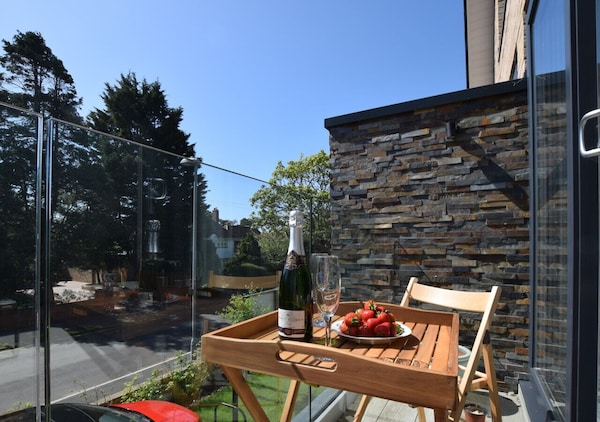The Swift House - Highcliffe - Mudeford