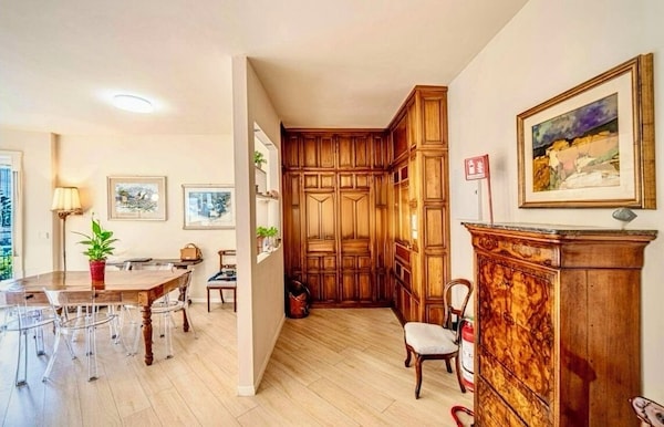 Charming Apartment, Sea View A Stone's Throw From The Ariston - Sanremo