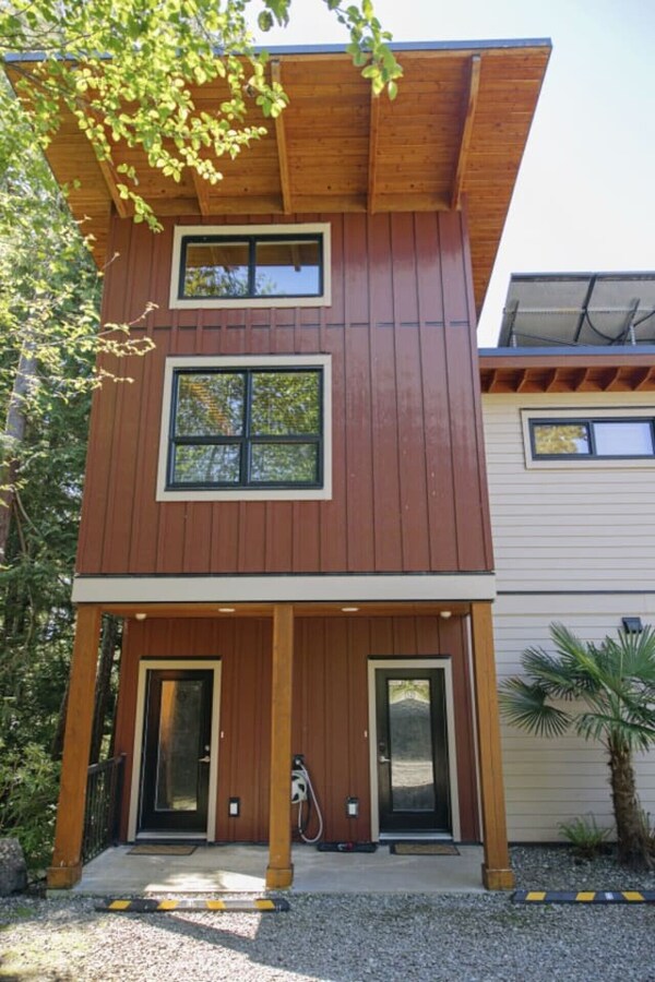 Boho Zen- 2 Bedroom On The Inlet - Ucluelet