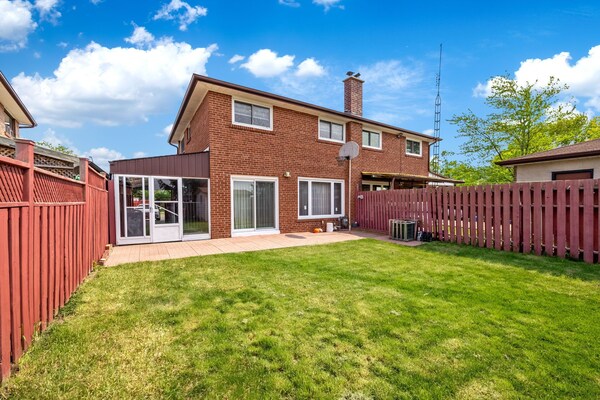 Charming Home With Parking & Private Fenced Yard - Brampton