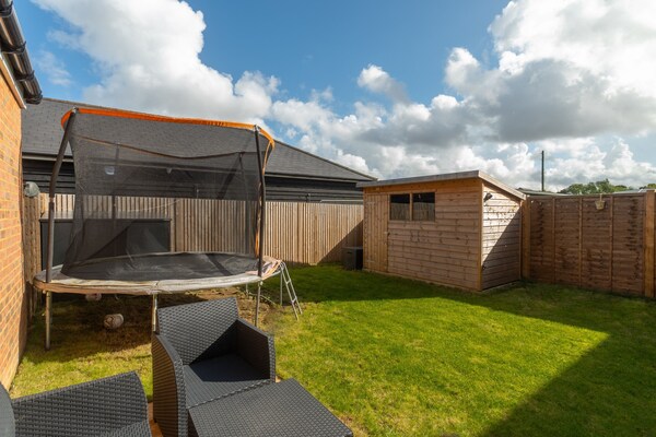 Cosy Family House In Canterbury - Canterbury