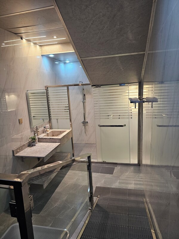 Anushthan Villa Available For Private Events & Staycation In Uae - Sharjah