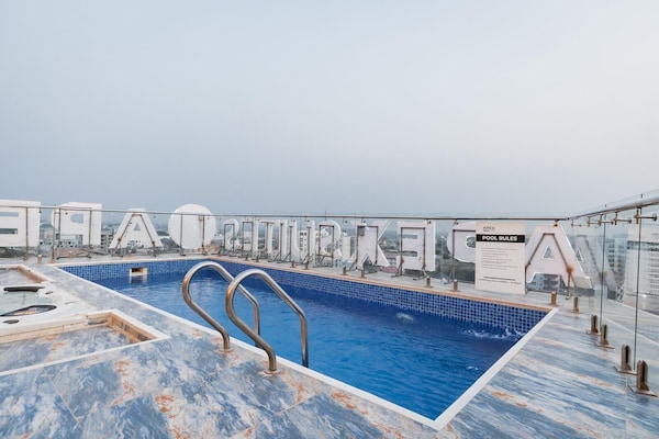 Luxe Apartment With Rooftop Pool & Gym Near The Airport. - Accra