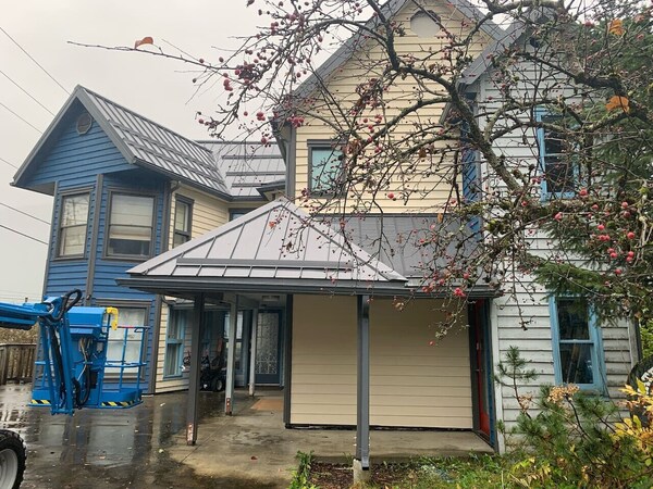 Waterwheel Penthouse - Downtown Douglas - 朱諾