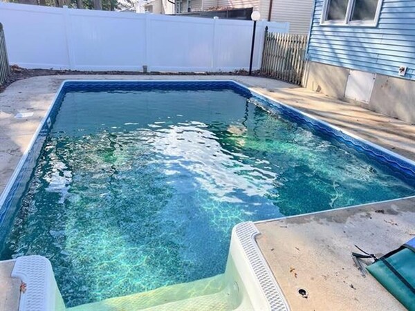 Coastal Serenity North Cape May 4 Bedroom Inground Pool - Cape May, NJ