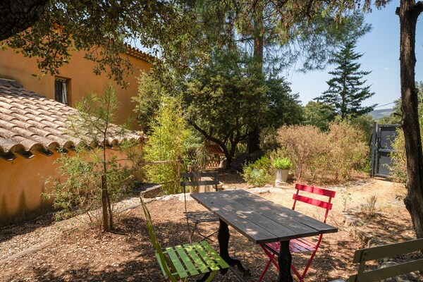 Maison De Vacances 'La Poulido' Avec Terrasse Privée, Jardin Privé Et Wi-fi - Mont Ventoux