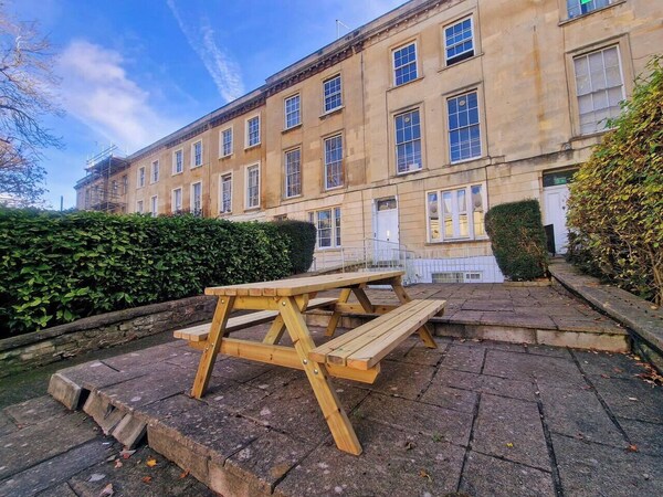 Clifton Penthouse, Parking X1, Near Centre, Garden - Clifton