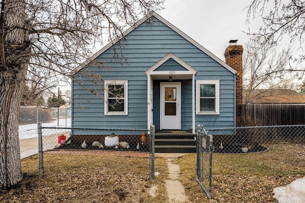 Impression - A Cozy Vintage Quirky Home - Sheridan, WY