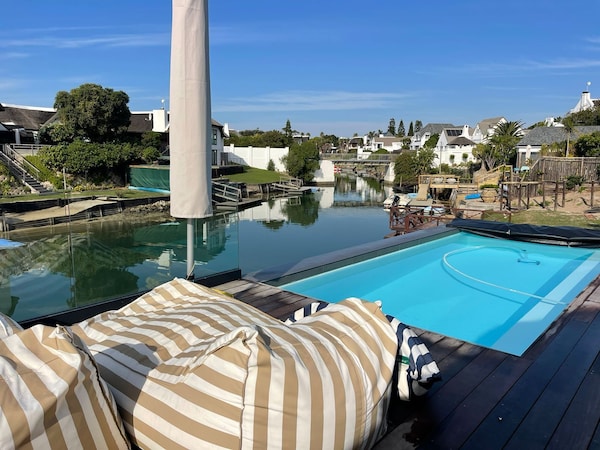 Luxury 4-bedroom Canal Villa In Saint Francis Bay - Saint Francis Bay