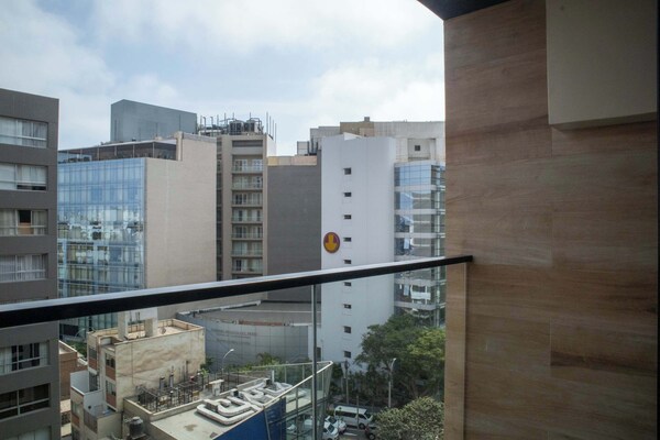 W* | Radiant 1br In Miraflores - Lima