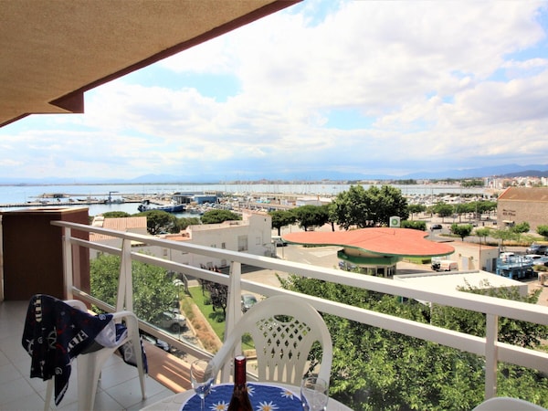 2056 Rocmar 7 3-c, Excelente Situacion Frente Al Puerto Pesquero Y Con Vista A La Bahia. Gran Terraza. Gran Parking Público Delante. - El Port de la Selva