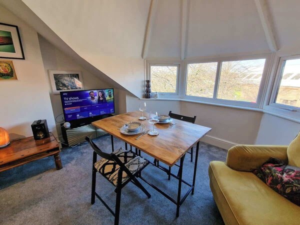 Chorlton Home By City Superhost - Fallowfield - Manchester