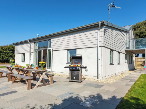 Moult Hill Barn, Pet Friendly, Country Holiday Cottage In Salcombe - Salcombe